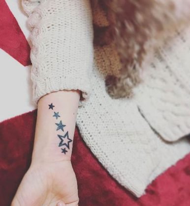 35+ Amazing Side Hand Tattoos for Men and Women - Veo Tag